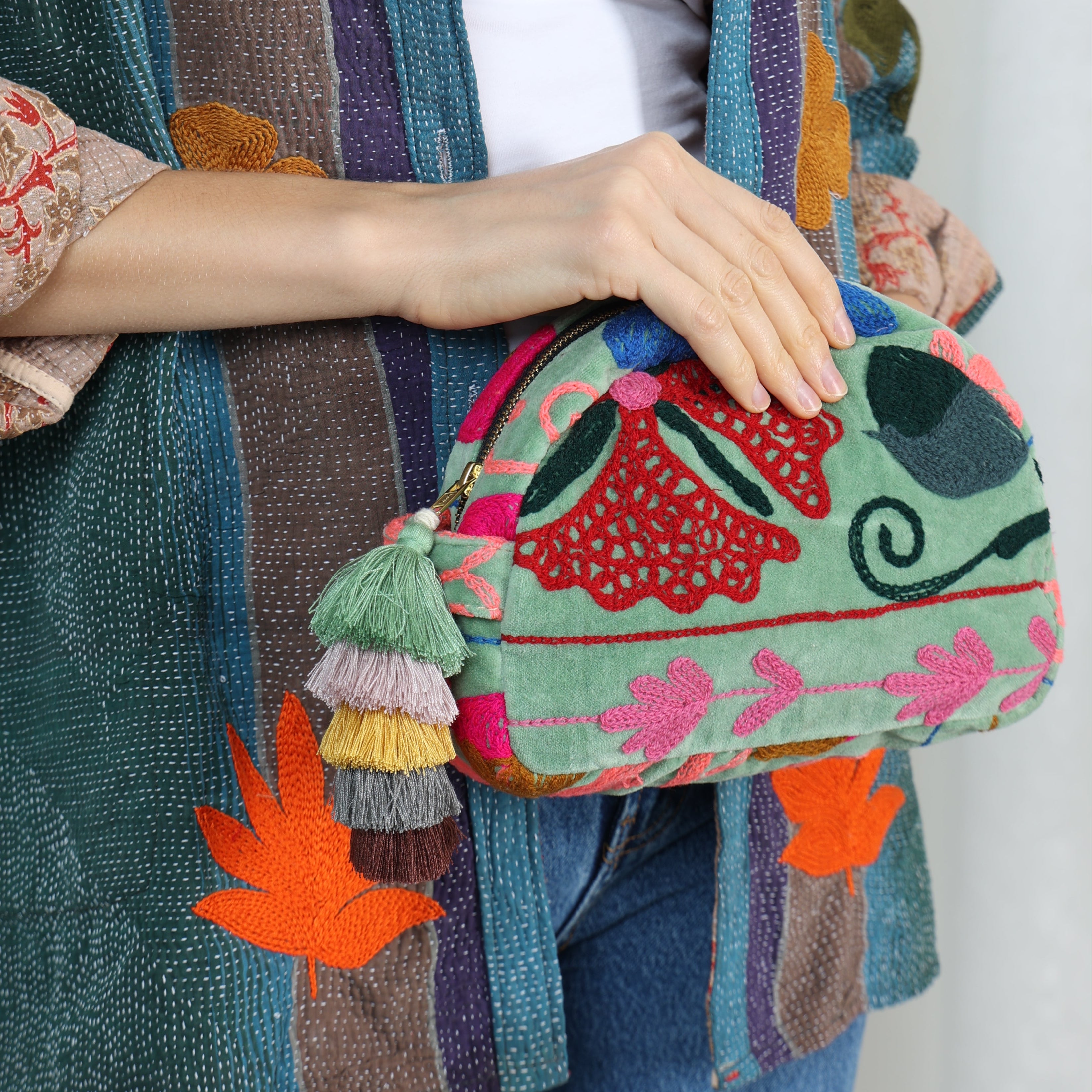 The Embroidered Pouch | Mint – Inna Carton